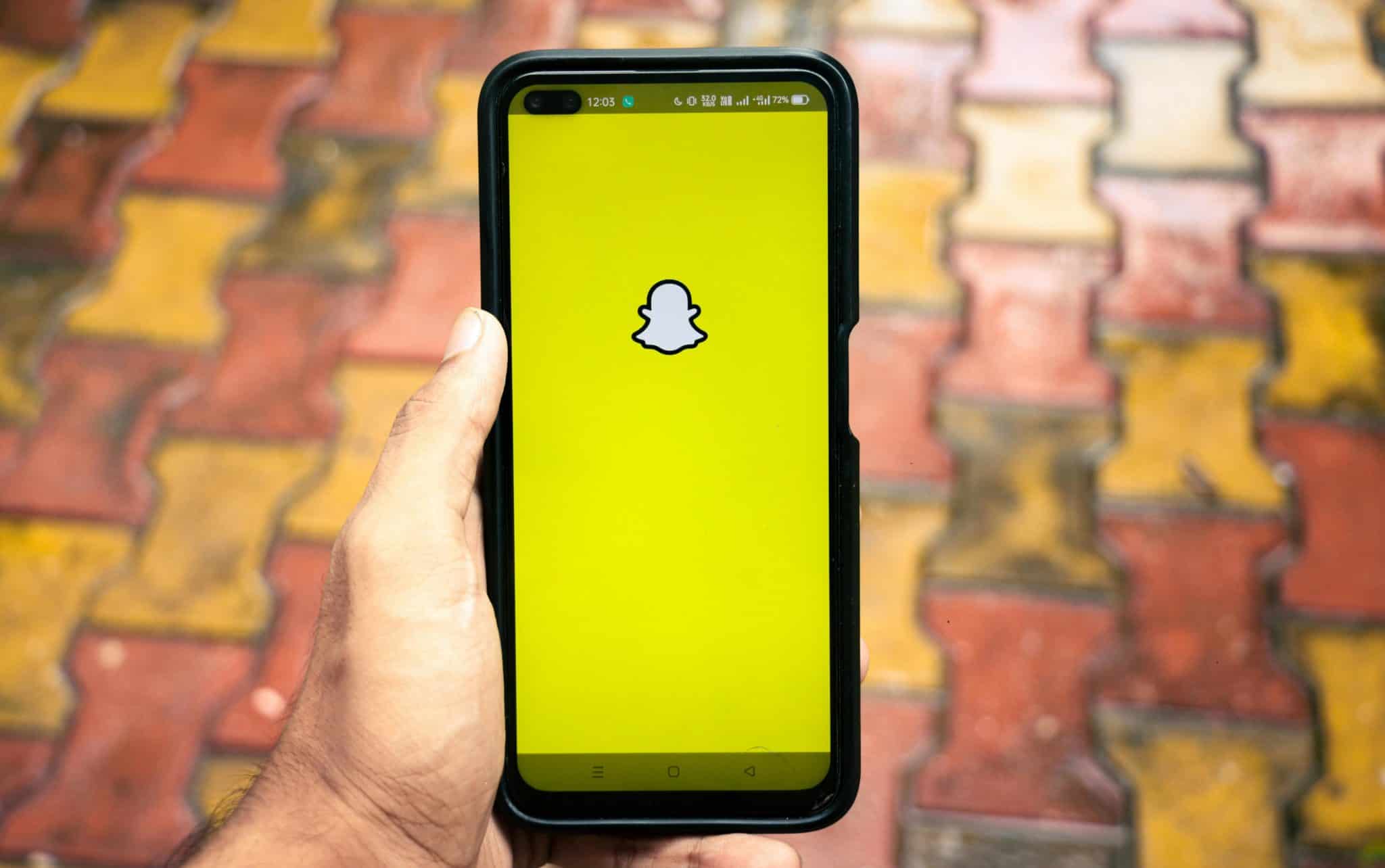 How to Find Someone's Birthday on Snapchat | Gearfuse